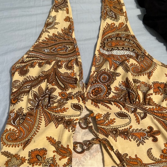 Tops | Designer Halter With Tie Front And Stretch Fabric Looks Awesome ...